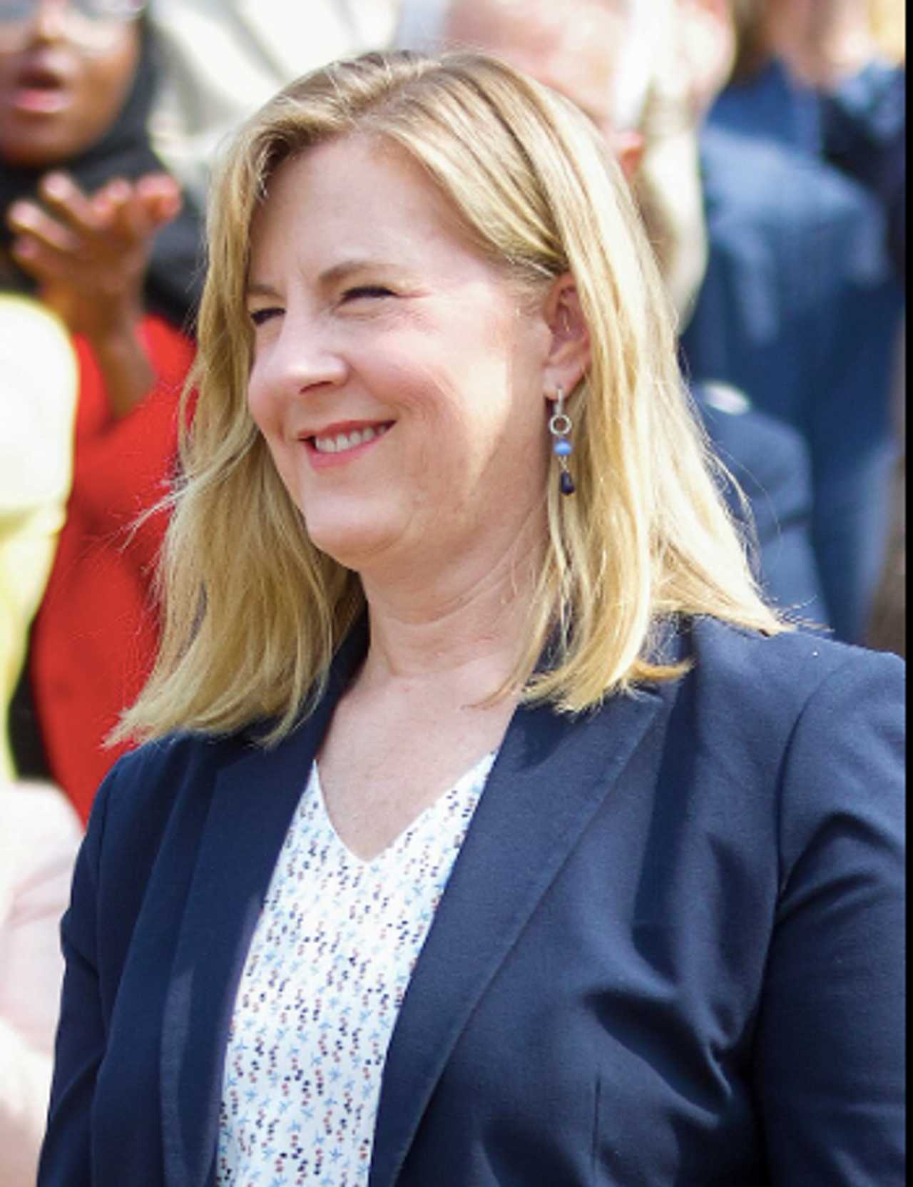 Lawmaker, Husband Killed By Suspect Posing As Cop In 'Politically ...