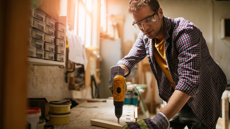 Safety Tips Every Beginner Woodworker Should Follow While Improving ...