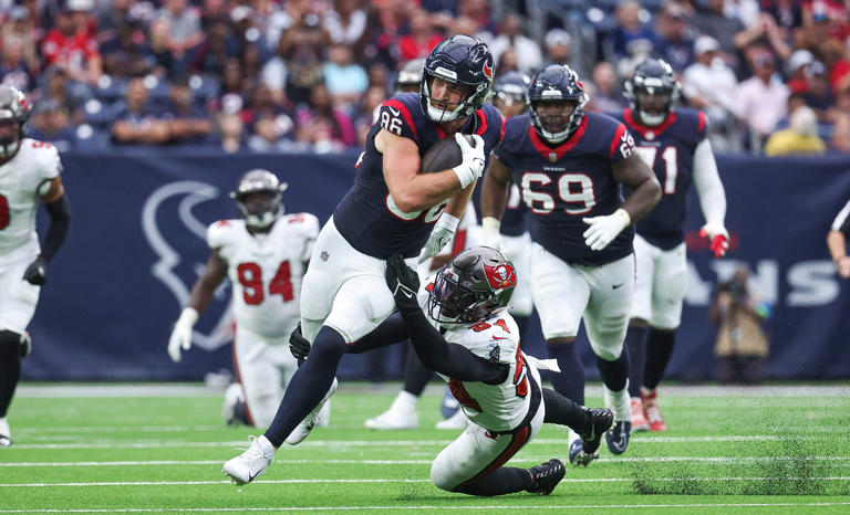 Texas Dalton Schultz snubbed spot in ESPN's top TEs for 2025