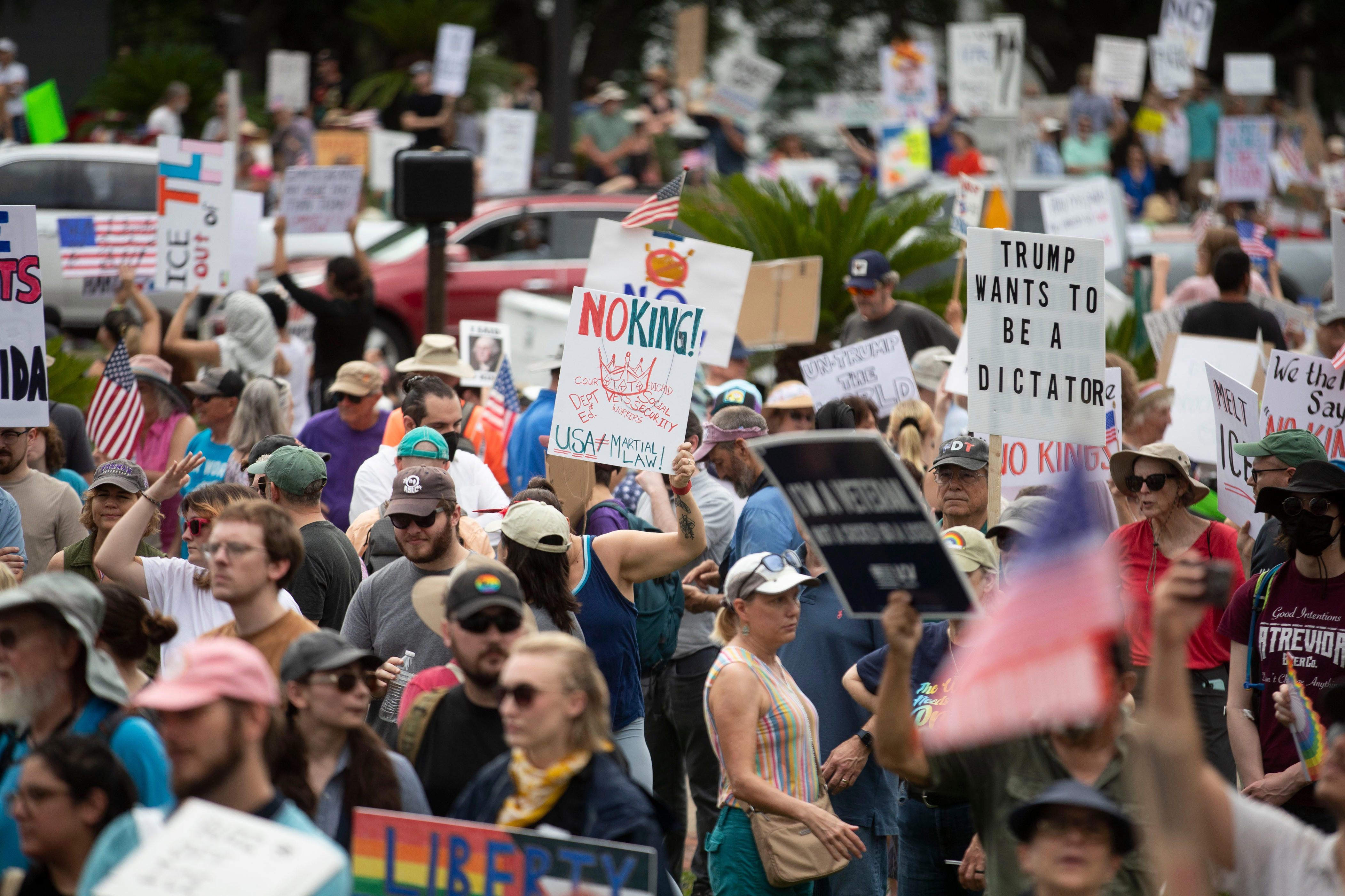 'Refuse tyrants!' Thousands rally in Tallahassee for 'No Kings' protest