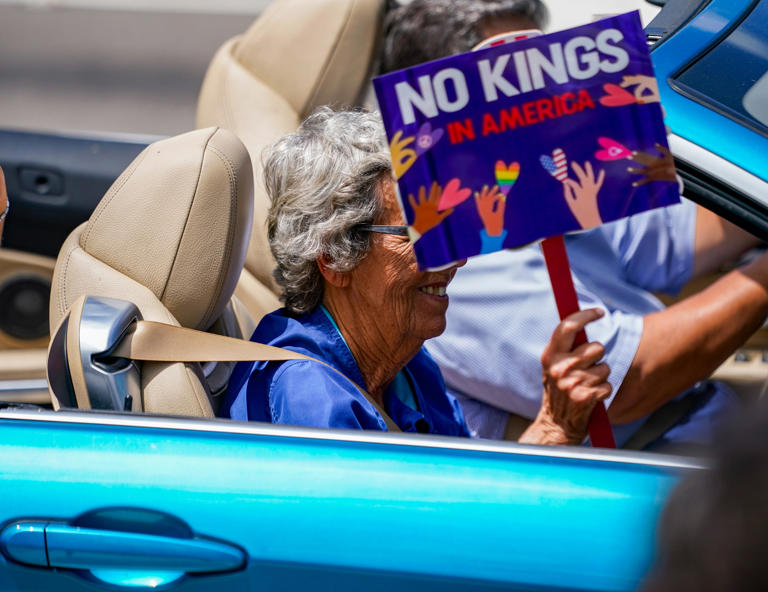 'No Kings' protests planned in Florida Oct. 18 include Naples event ...