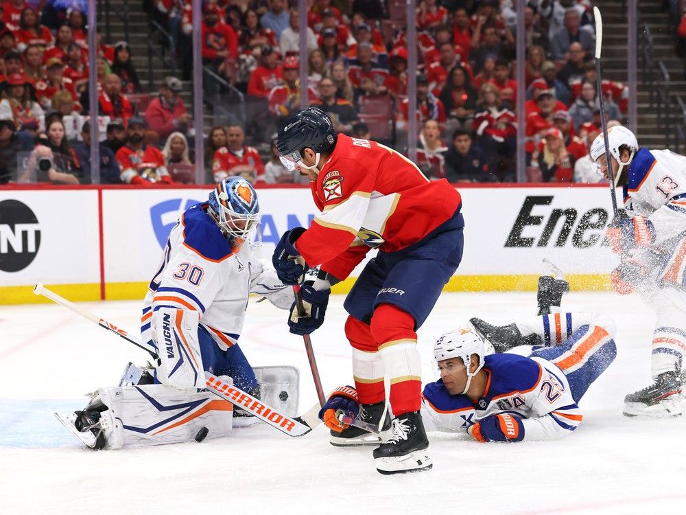 Oilers go with undefeated ace in goal for Game 5, bring back top point ...