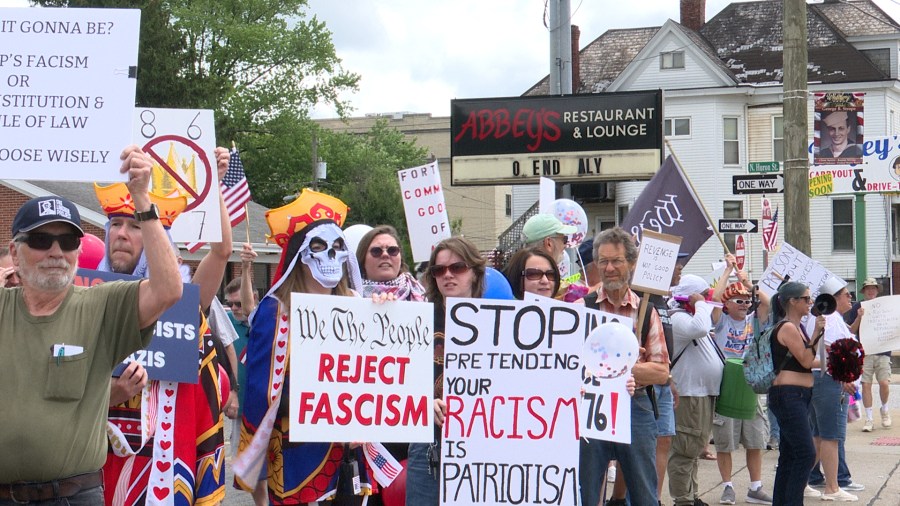 Wheeling protesters join national ‘No Kings’ rally