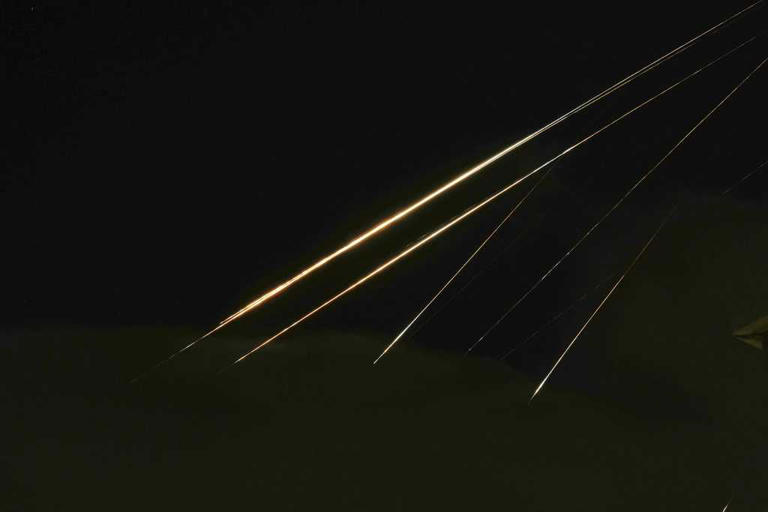 Iran fires another round of missiles at Israel, and explosions are ...