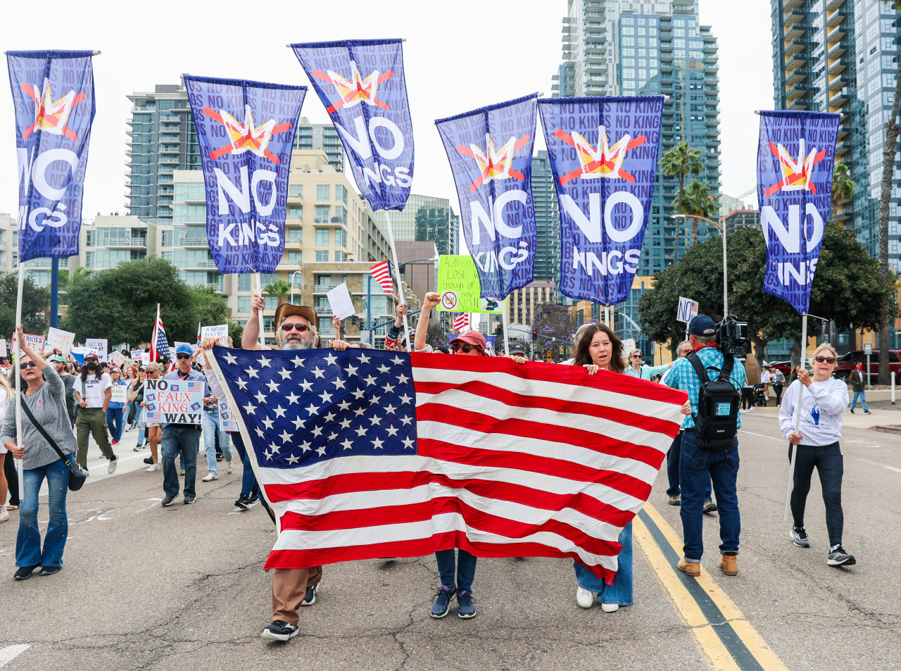 San Diego police praise crowd as tens of thousands pack streets for 'No ...