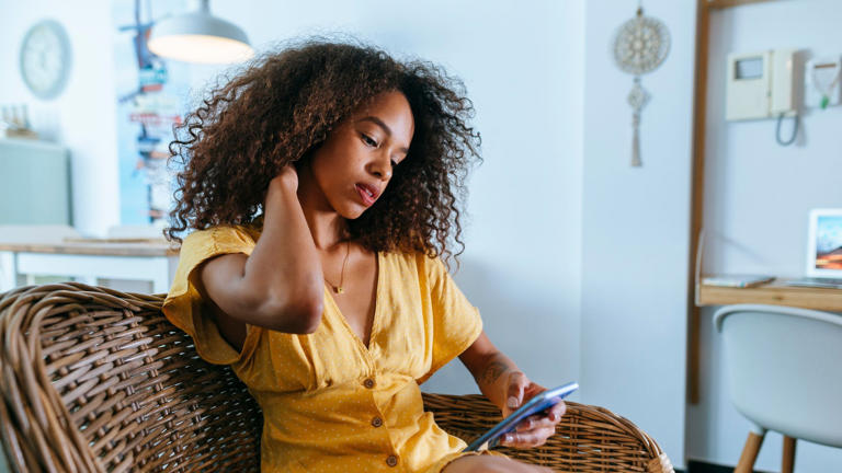 A physical therapist says bad posture is mostly caused by these four ...