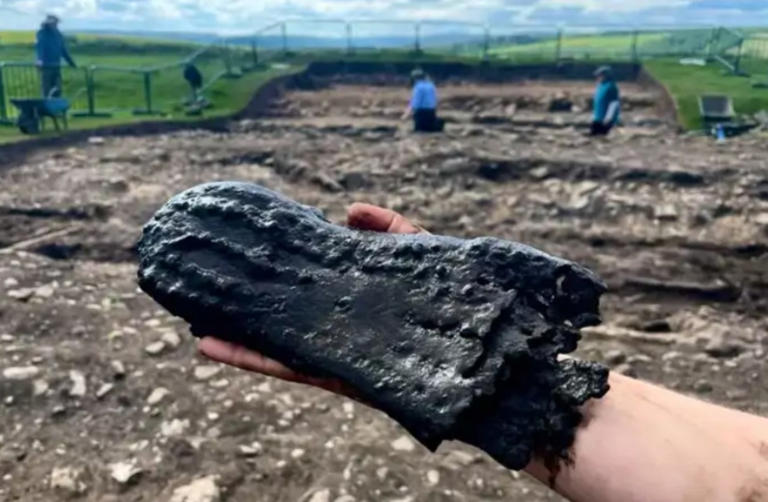 Archaeologists uncover gigantic Roman shoe at Magna Fort in England