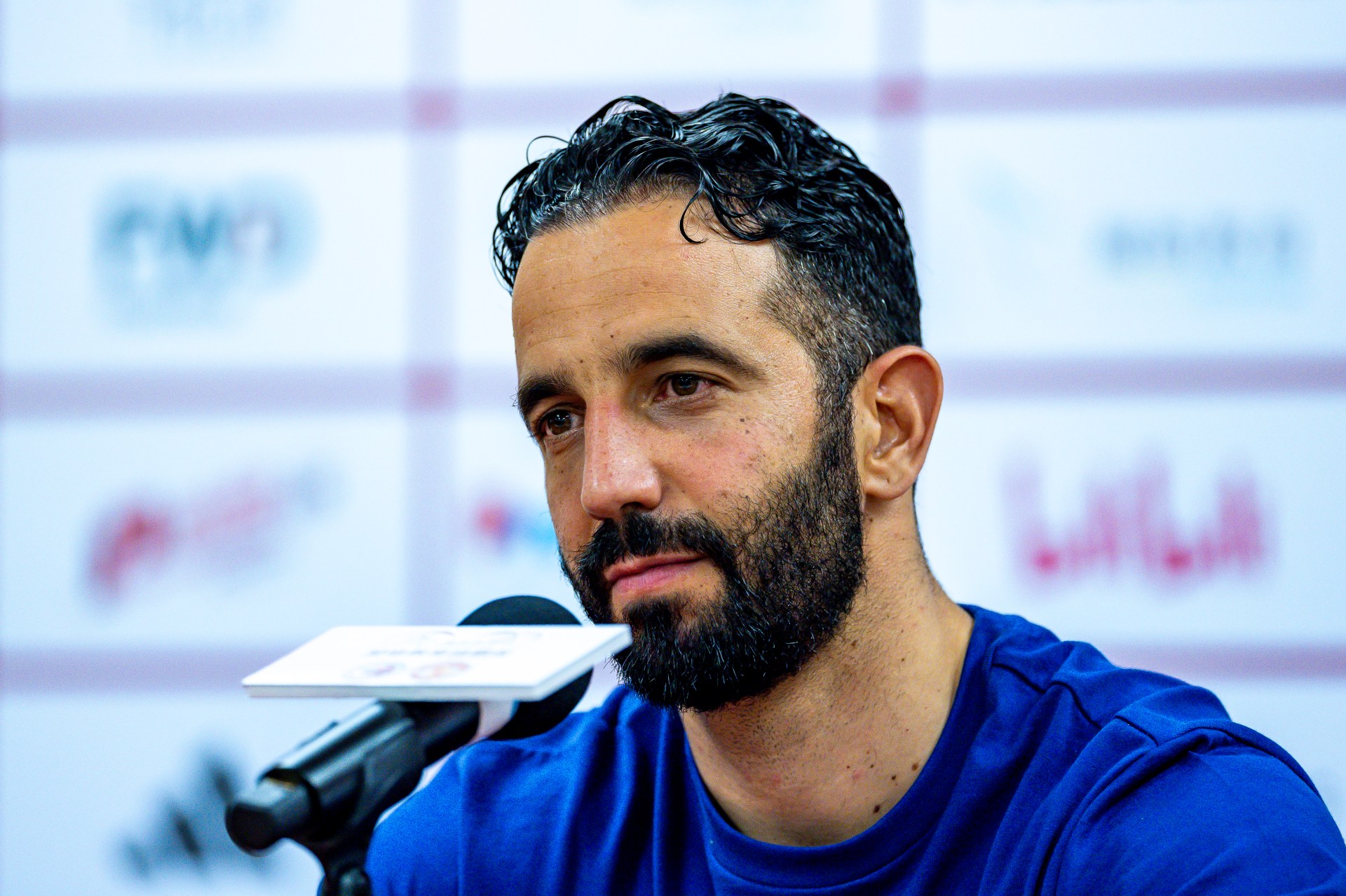 Man Utd stance on signing Liverpool and Chelsea target