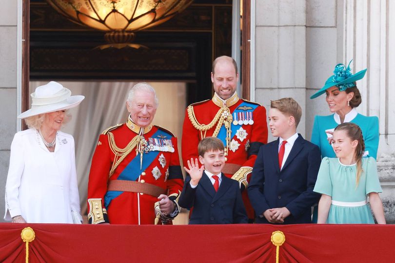 Kate Middleton's firm four word command to Prince Louis on balcony ...