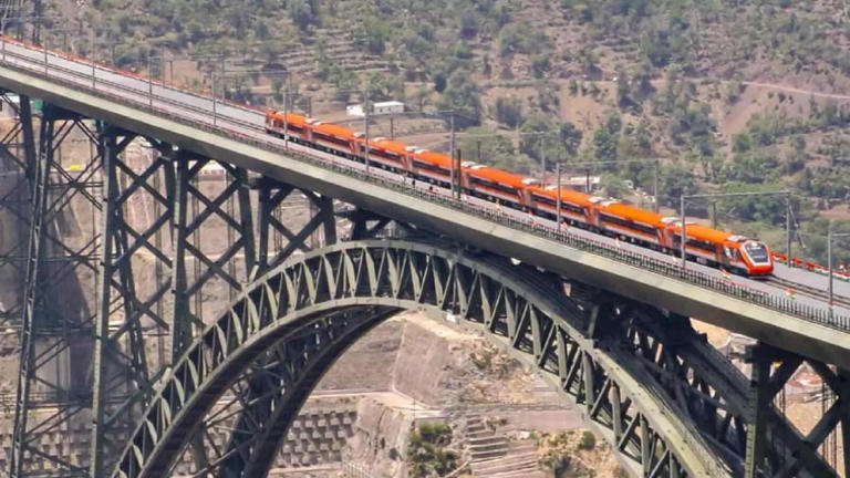 Chenab Rail Bridge: विकासाचा सेतू