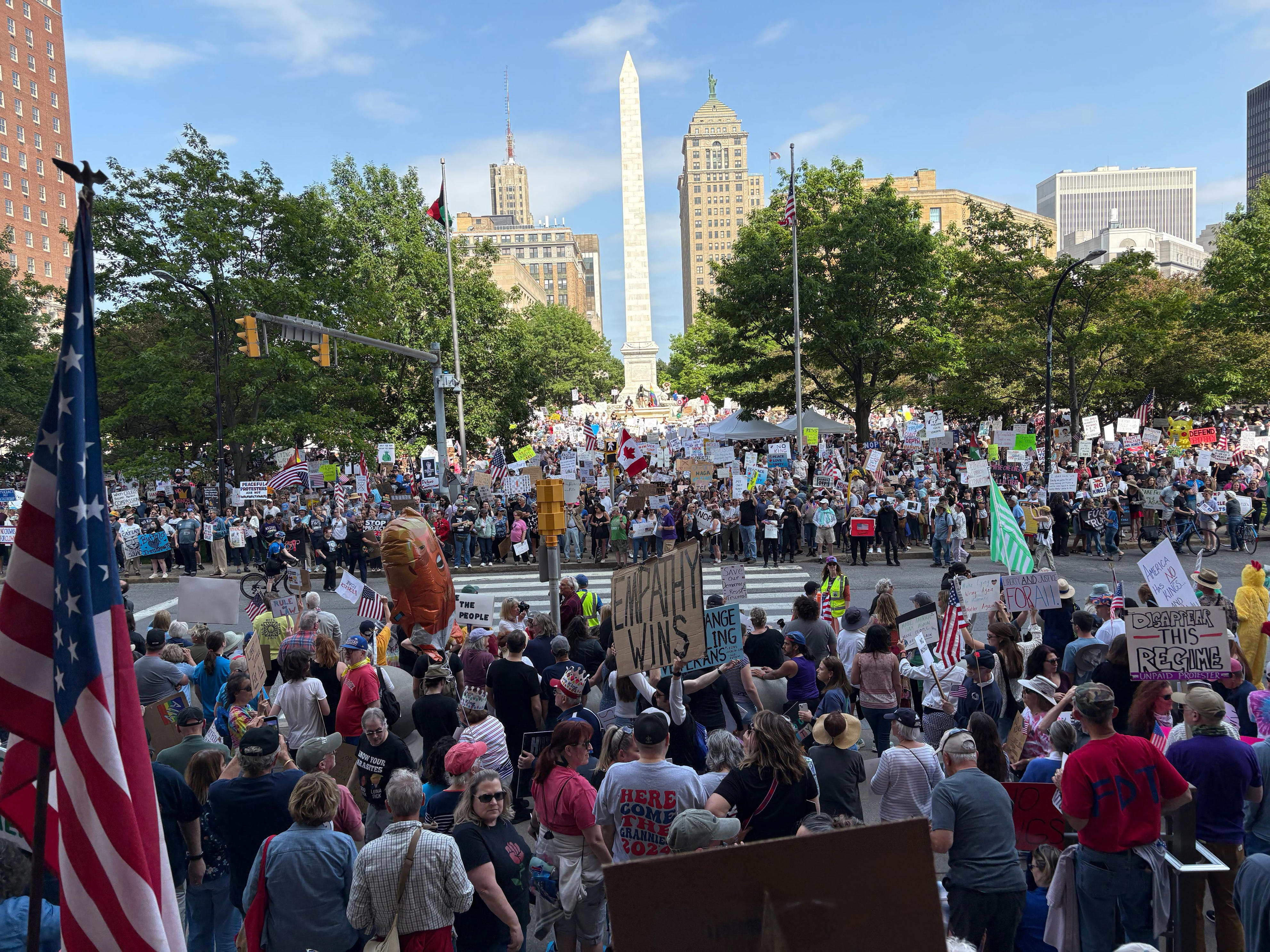 Thousands of protesters flood Niagara Square for the No Kings protest