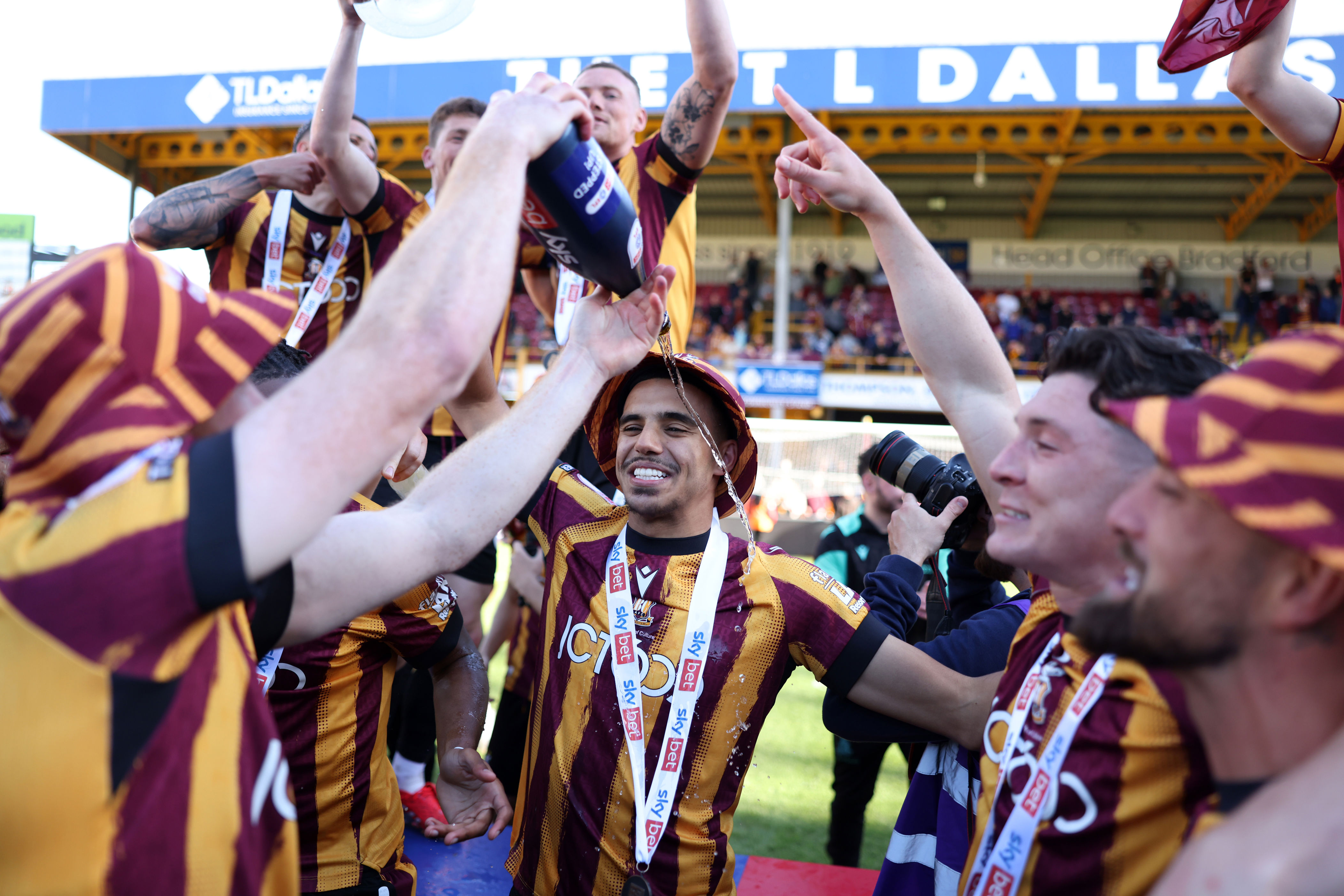 Transfer gossip: Blackpool join League One rivals on trail of ...