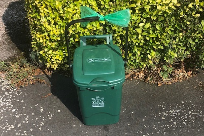 Council signs new deal as weekly food waste collections coming to ...