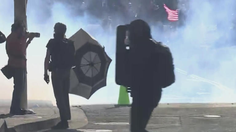 Oregon lawmakers relaunch bill limiting deployment of federal law ...