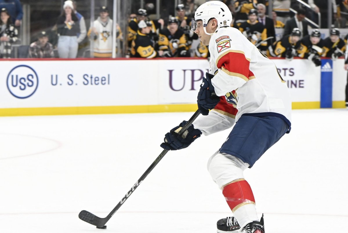 NHL: Panthers defeat Oilers 5-2, move within one game of Stanley Cup