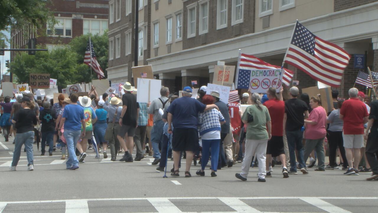 Bowling Green joins nationwide ‘No Kings’ protests