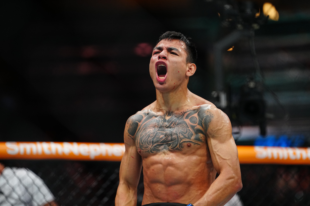 José Ochoa derrotó a Cody Durden con poderoso nocaut en UFC Atlanta