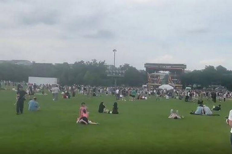 Trump admin mocked for claiming parade attendance was '250,000 patriots ...
