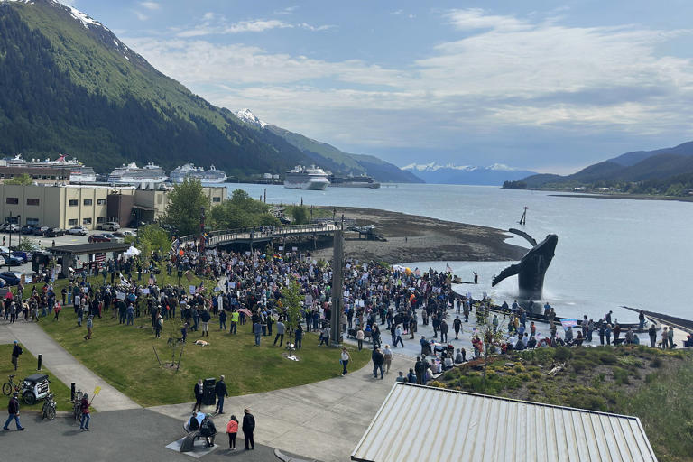 Juneau joins nation in ‘No Kings’ protest
