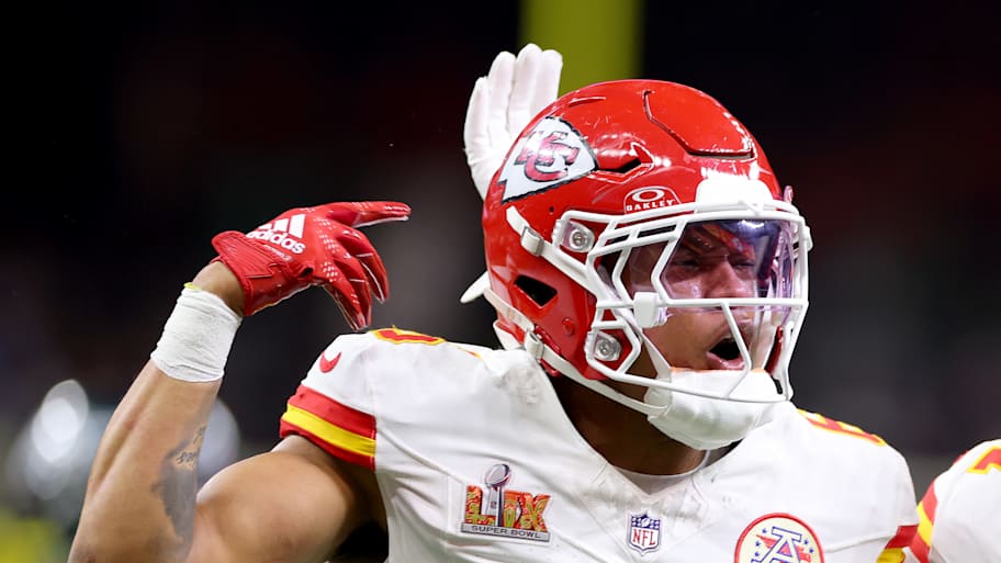 Bryan Cook is about to cash in and the Chiefs might not be the ones paying