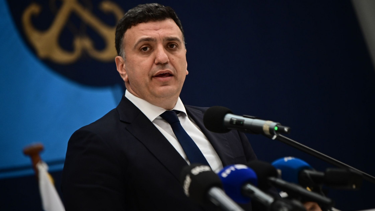 Κικίλιας: Οι τουρκικές τράτες κάνουν αβλαβείς διελεύσεις στο Αιγαίο