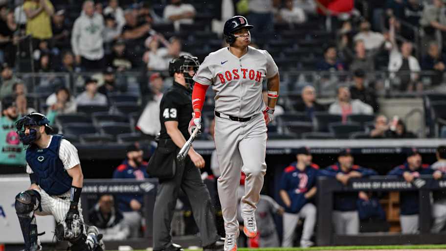 Rafael Devers Surprise Update From Red Sox Manager Alex Cora