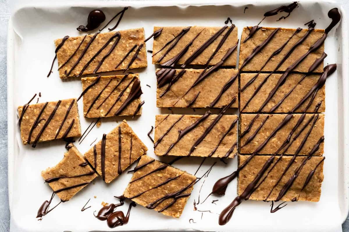 16 Better-For-You Protein Snacks to Keep You Full