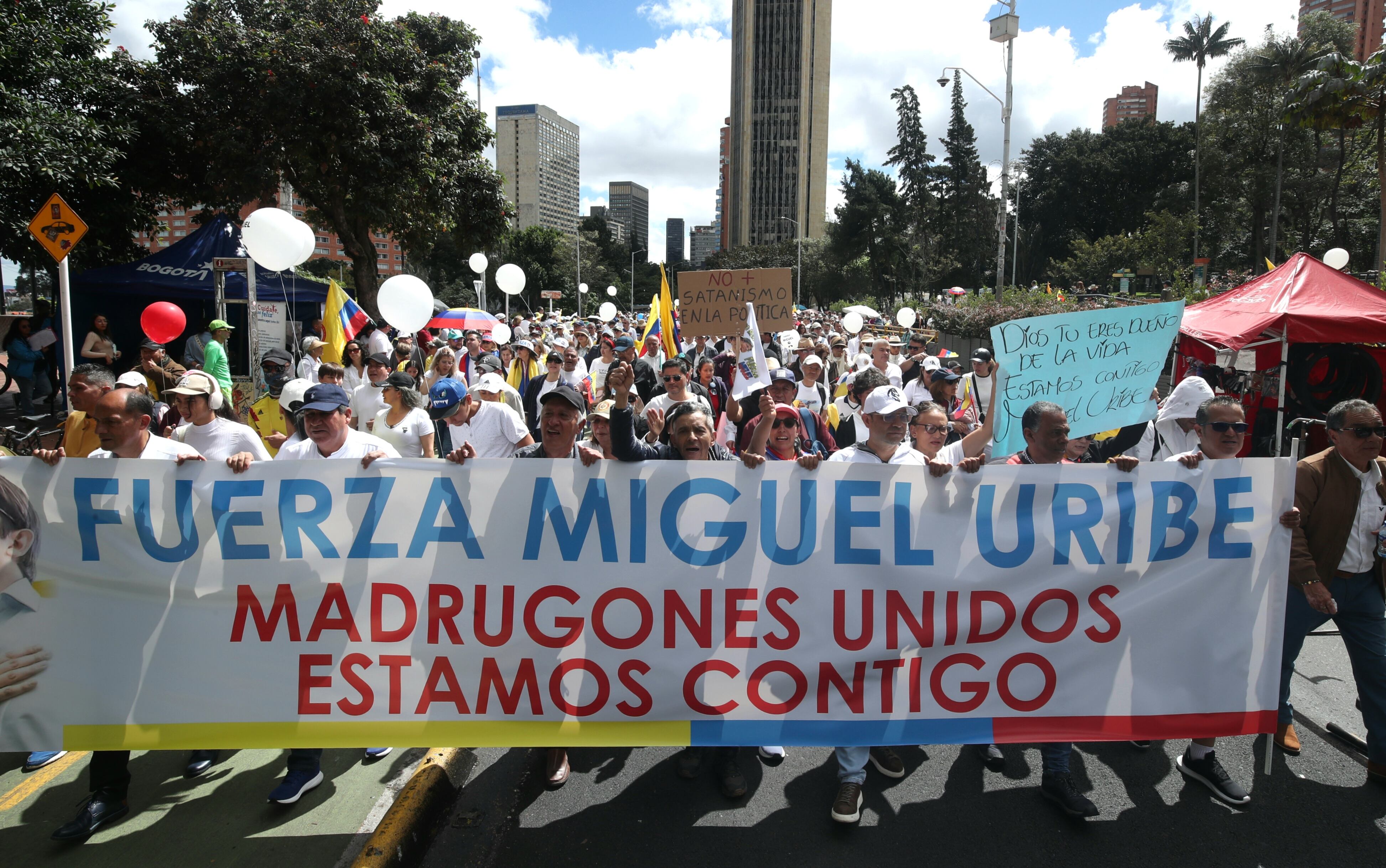 Sergio Fajardo, Jorge Robledo y Juan Manuel Galán salieron a la Marcha ...