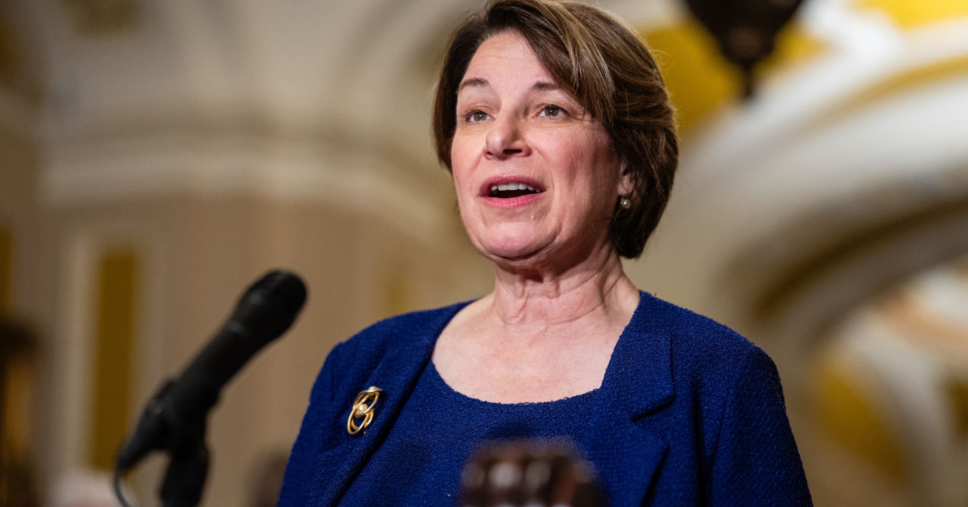 Sen. Klobuchar mourns assassinated Minnesota Democrat Melissa Hortman ...