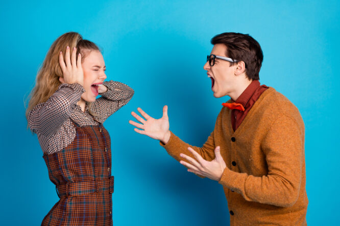 Annoying And Disrespectful Things People Do All The Time Without Thinking