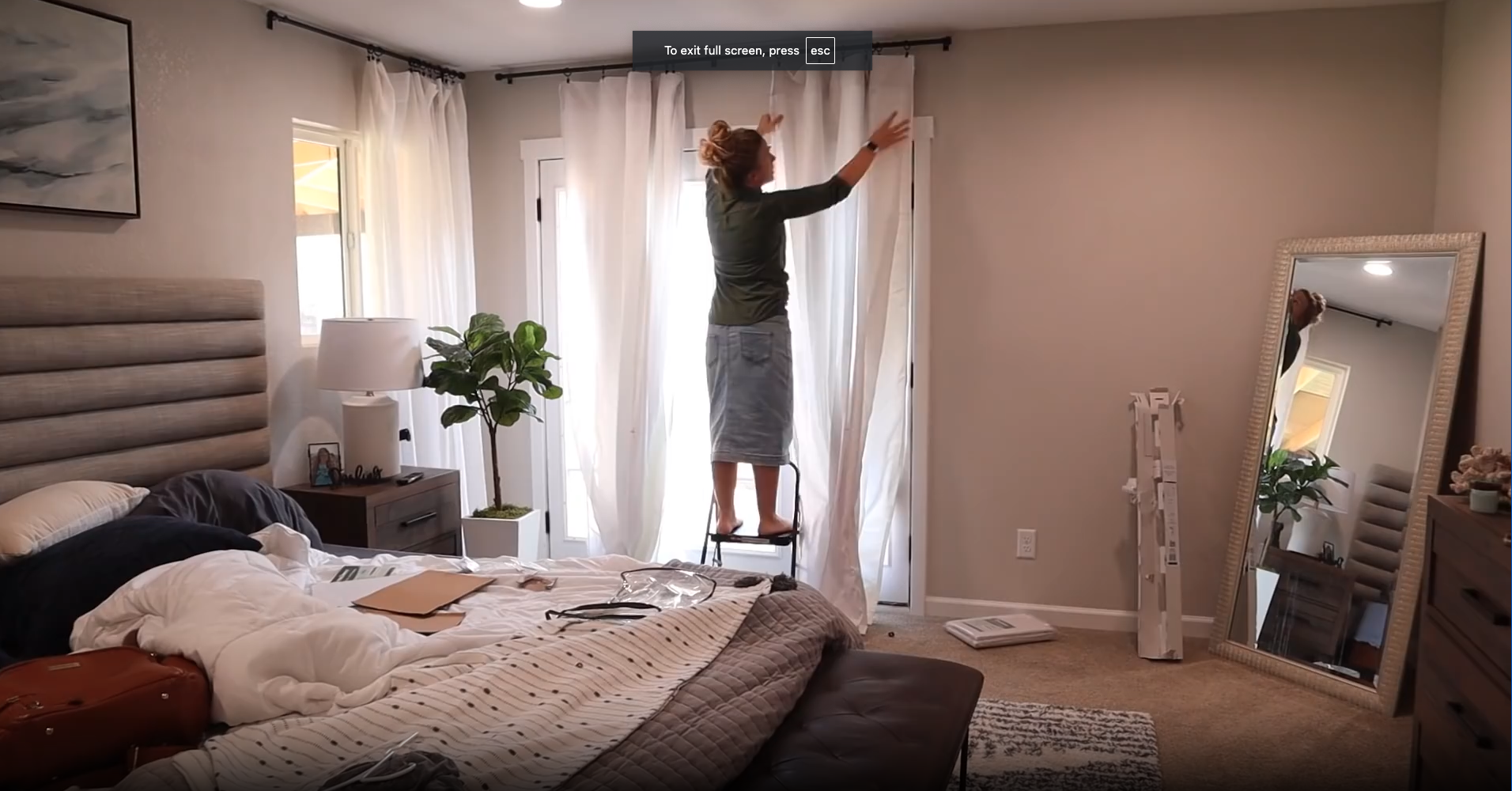 Decorating and cleaning my dream home 🏡