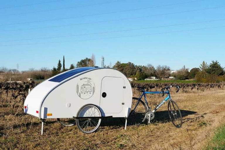Nirvana Van dévoile une mini caravane Teardrop de seulement 67 kg ...