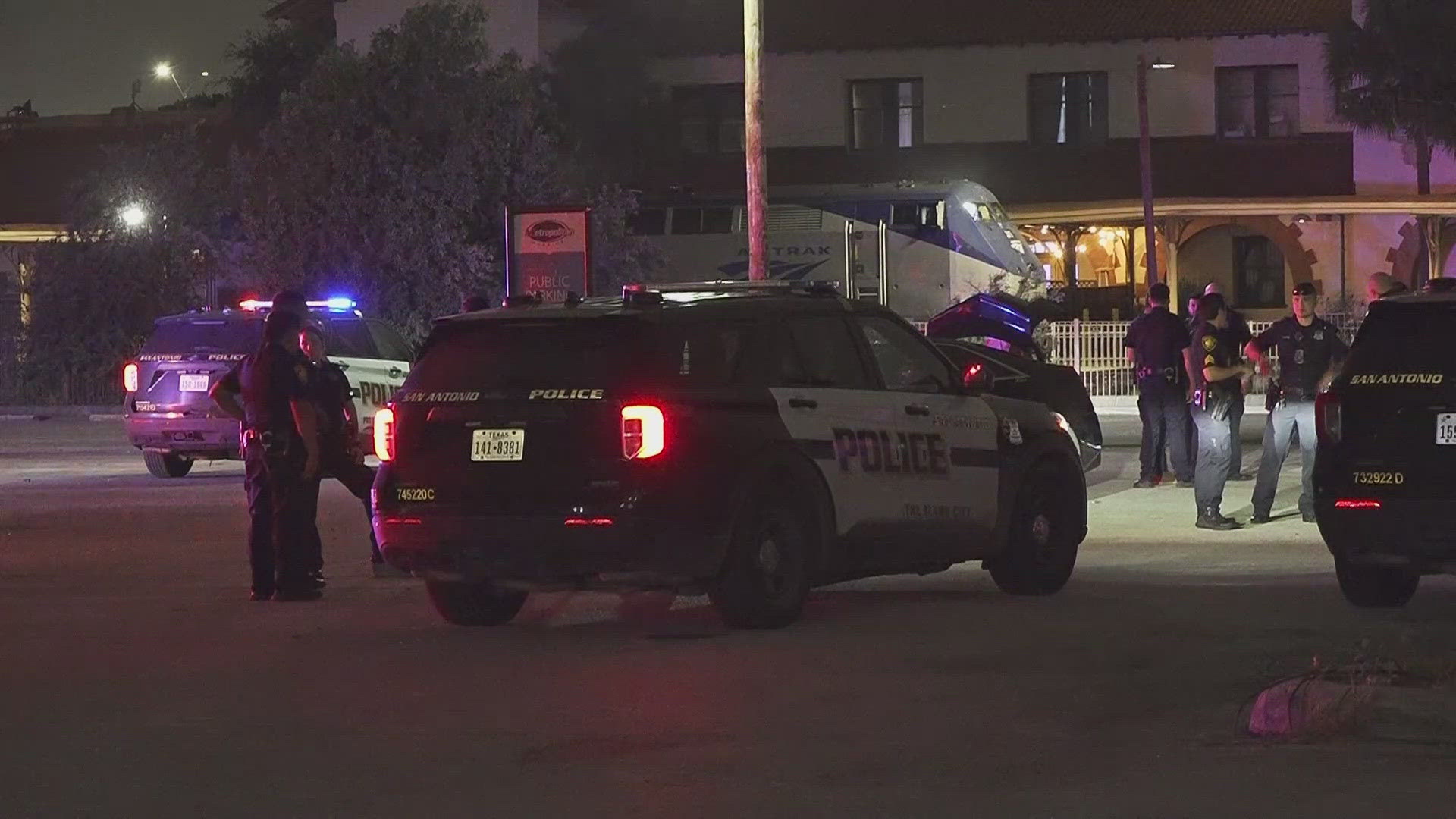SAPD: Woman caught in crossfire at downtown bar, grazed by bullet