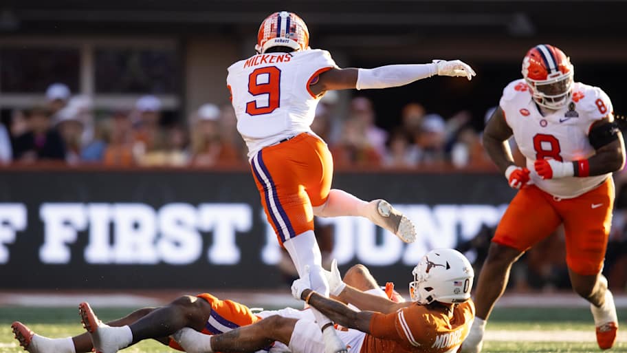 Chargers rookie who just changed jersey number stole show on Day 2 of ...