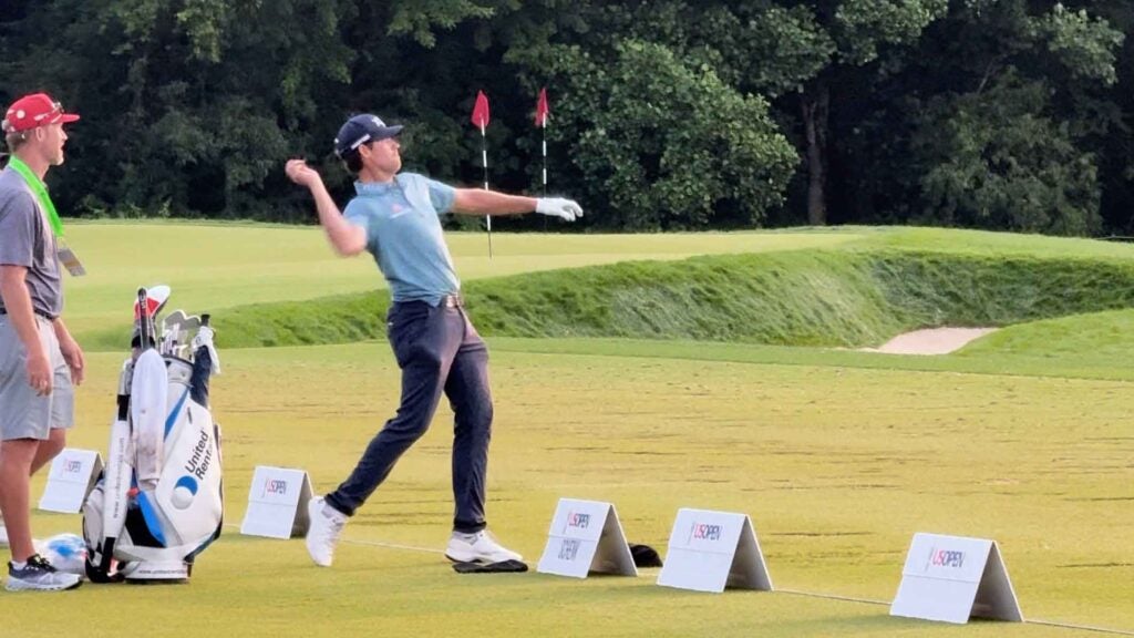 Why this U.S. Open pro was throwing balls down Oakmont's range