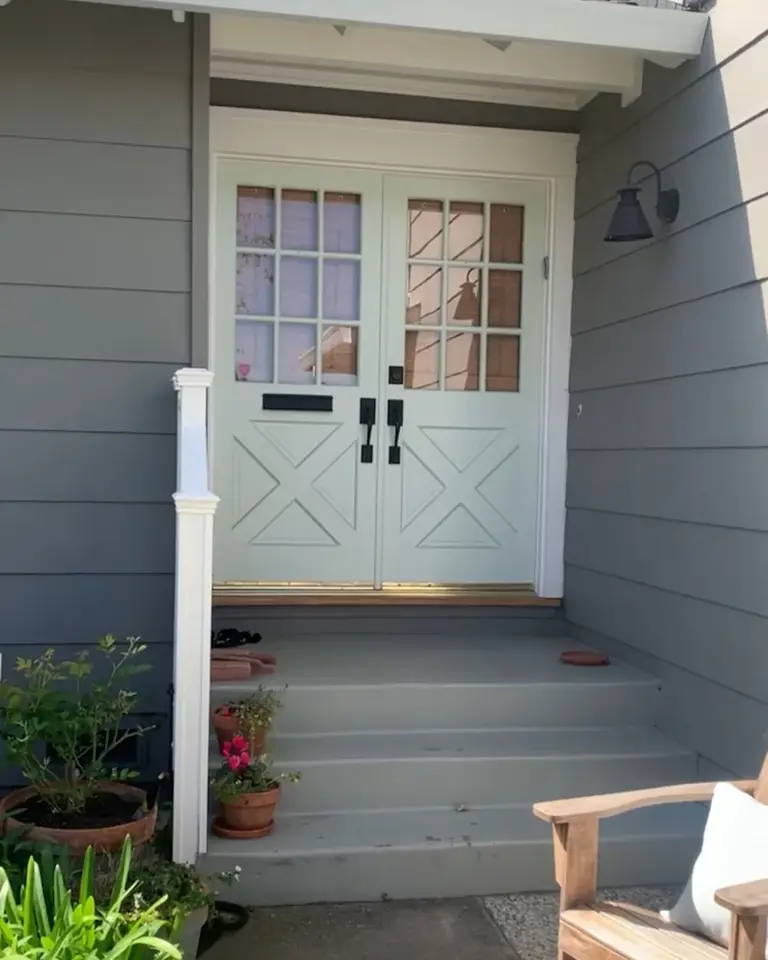 This $1,200 Makeover Squeezes Dreamy Southern Porch Vibes into a Small ...