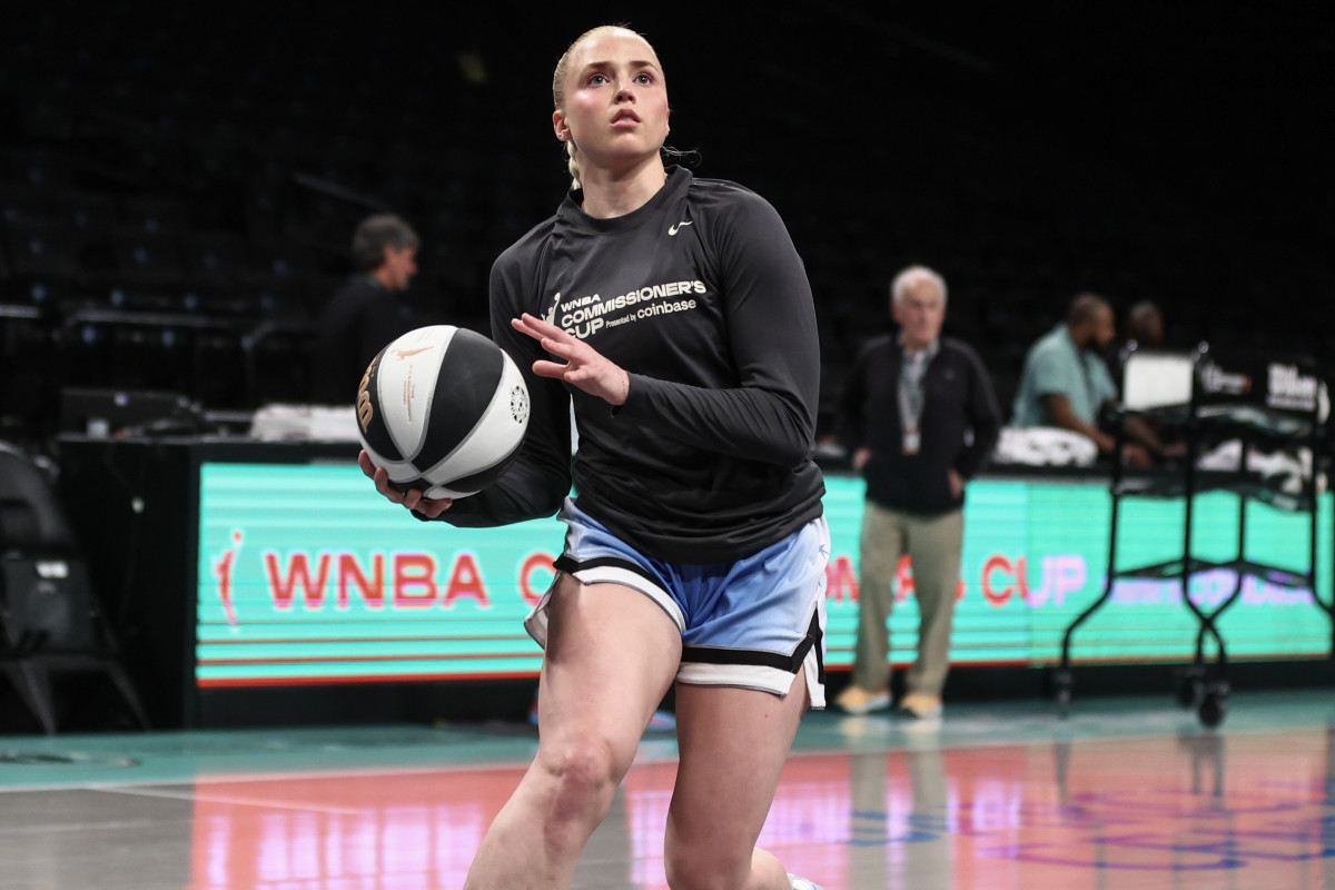 Hailey Van Lith Sets New Career Record Against Sun