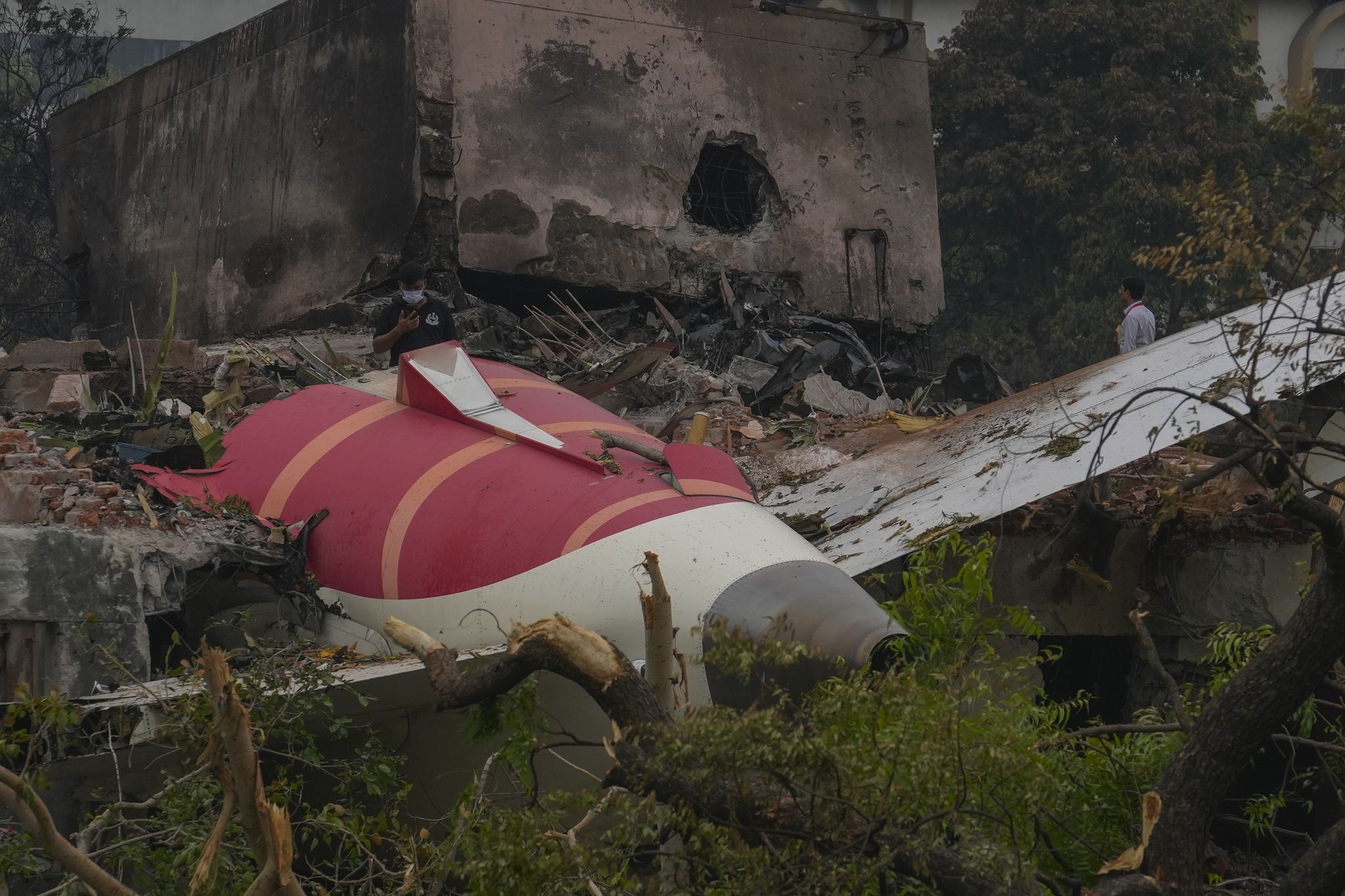 Air India crash was among the worst plane crashes in history. Here are ...