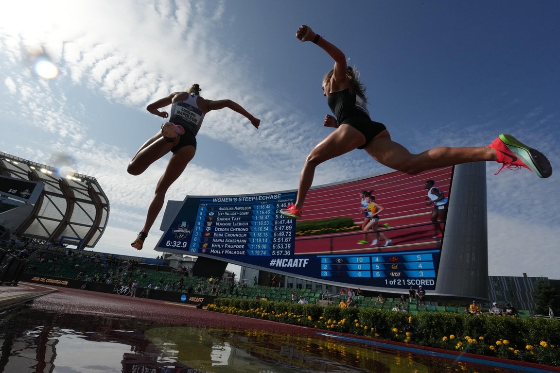 Terrific women's events photos from the 2025 NCAA track championships