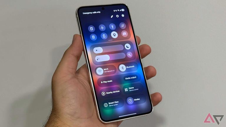 I've used Pixel phones for years, and Samsung's One UI still can't win ...