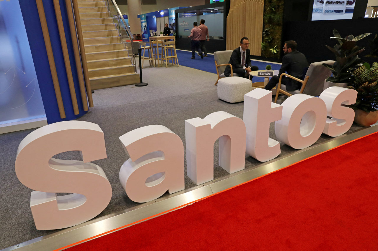 Santos Second-Quarter Output Rises as Takeover Campaign Continues