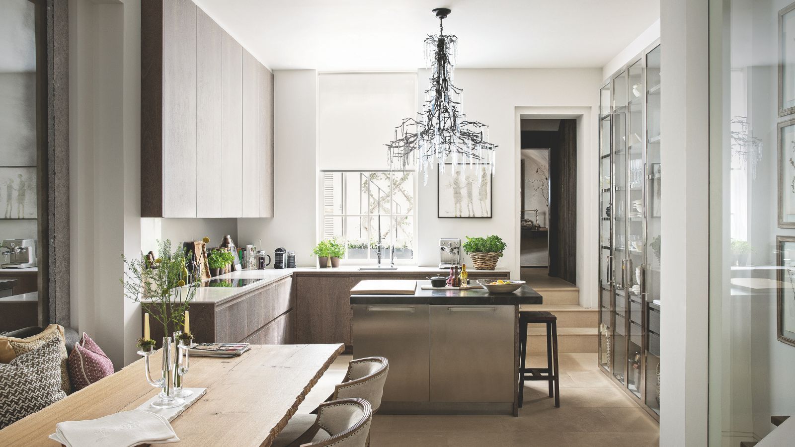 Professional cleaners urge new homeowners to implement these vital 5 ...