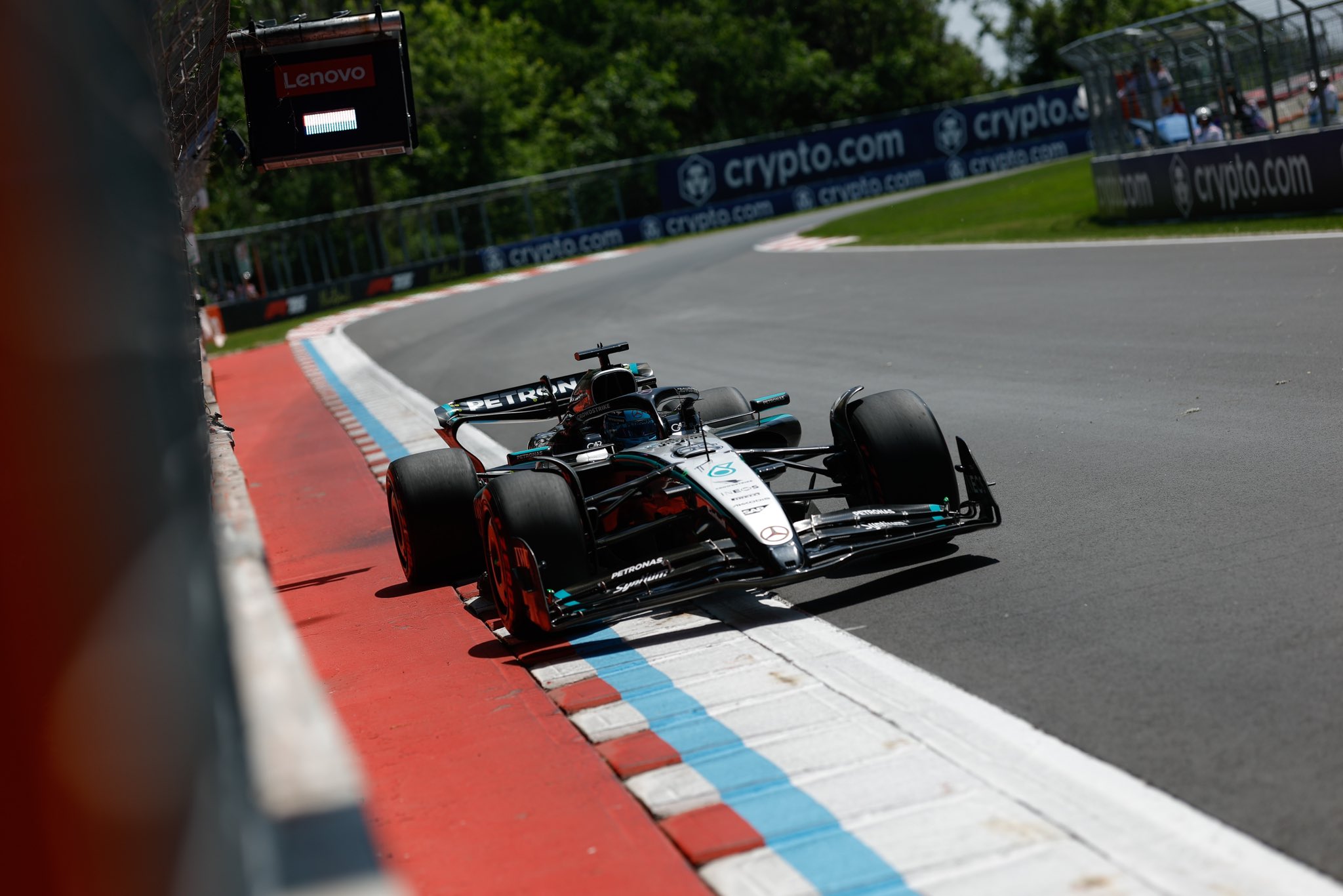 F1-GP Καναδά: Νίκη του George Russell στο «1-3» της Mercedes, δράμα για ...