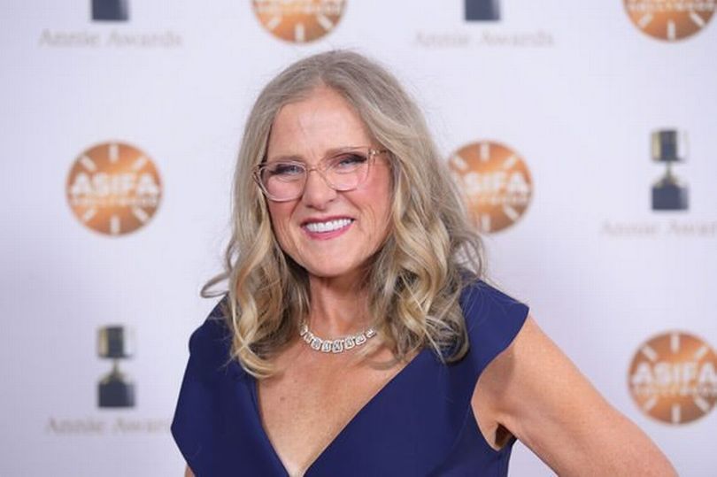 Sabrina Carpenter fans only just realizing she’s a secret nepo-baby ...