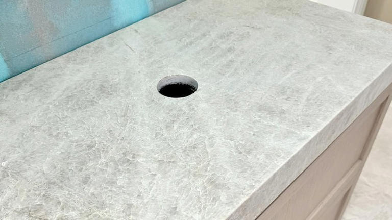 10 Countertop Veining Pattern Trends For A Unique And Bold Look