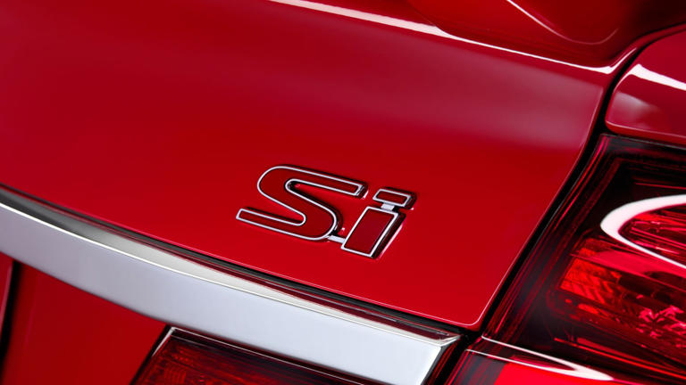 Honda's final naturally aspirated Civic Si is a smart and fun way to ...