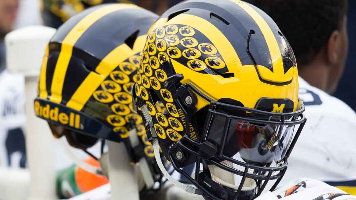 LB coach shares how Michigan football responded to NCAA ruling