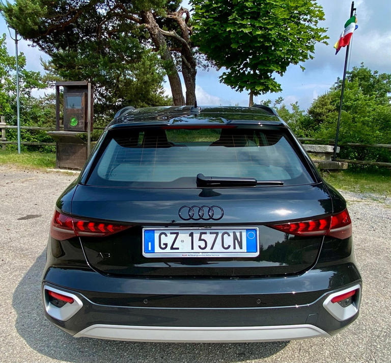 Audi A3 allstreet TFSI e 2025: tecnologia plug-in hybrid ed efficienza ...