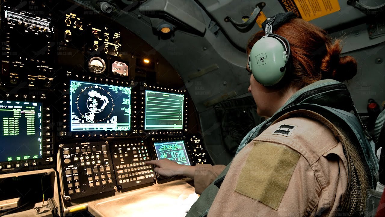 A Flight Inside 50 Year Old US Super Powerful B-1 Lancer Battle Station