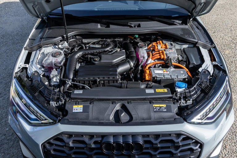 Audi A3 allstreet TFSI e 2025: tecnologia plug-in hybrid ed efficienza ...